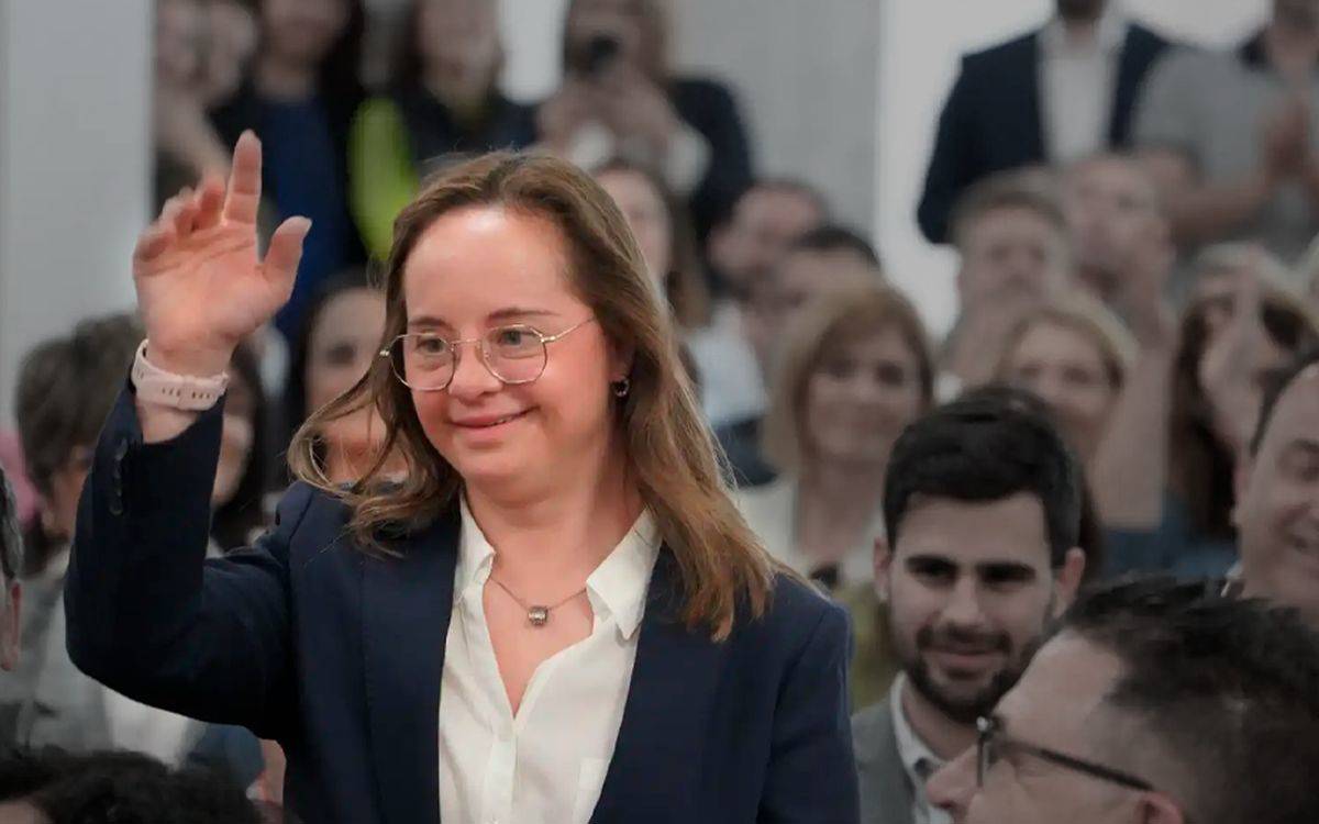 Mar Galcerán, İspanya'nın Down sendromlu ilk parlamenteri olarak tarihe ...