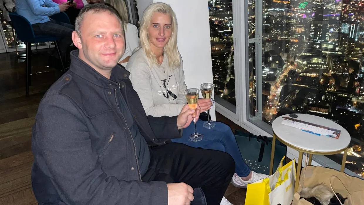 Erkek arkadaşının saçıyla ve kilosuyla dalga geçen kadına hapis cezası ...